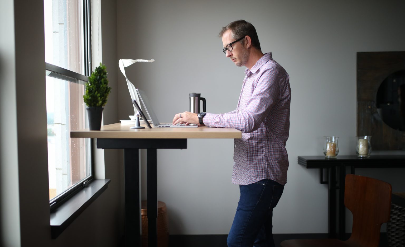 Desk Camping: Your Ultimate Resource for Standing Desks
