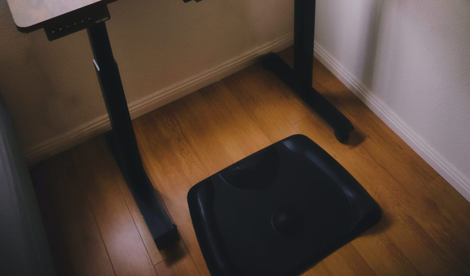 Desk Camping: Your Ultimate Resource for Standing Desks